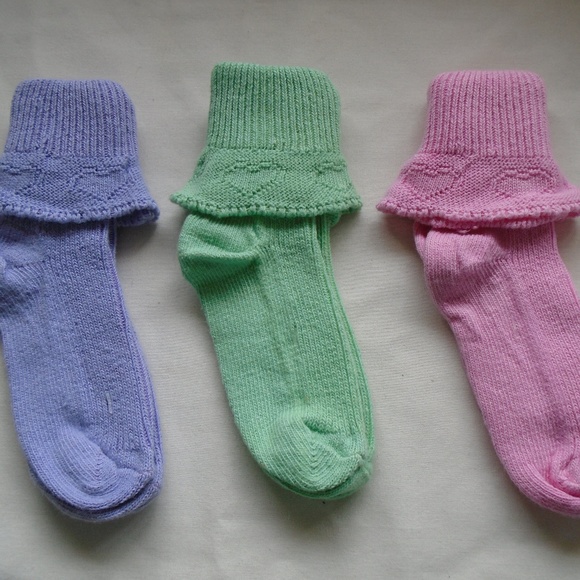 Accessories | Rare Vintage 3 Pairs Unique Heart Cuffed Bobby Socks ...